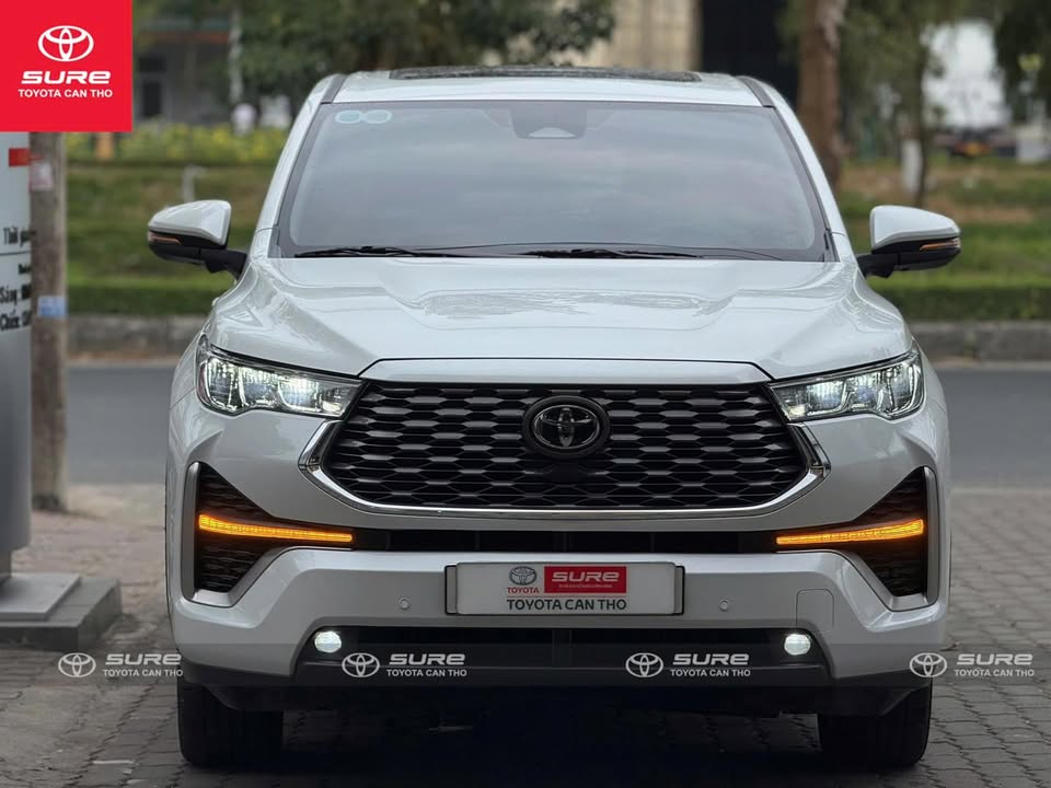 Toyota Innova Cross Hybrid 2023 (lướt 23.000 km) | Cần Thơ Auto